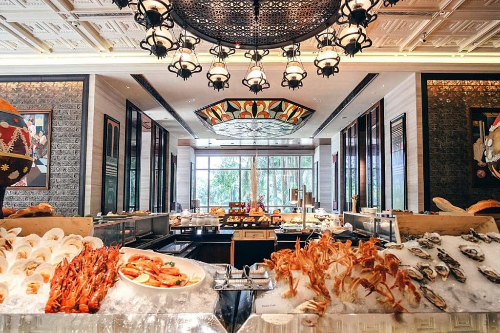 Mandarin Oriental Mosaic Buffet Review - Wild 'n' Free Diary